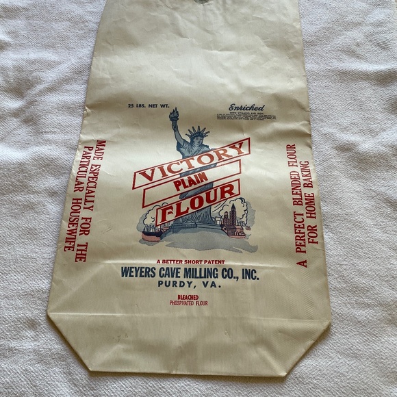 Weyers Cave Milling Co., Inc. | Art | Victory Plain Flour Paper Sack ...